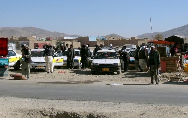 Kabul cab station – Pajhwok Afghan News