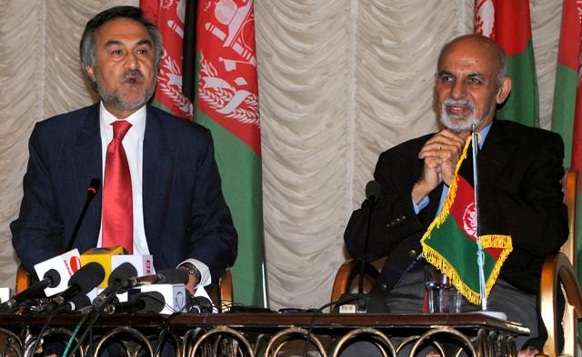 Daud Sultanzoyi and Dr. Ashraf Ghani Ahmadzai – Pajhwok Afghan News