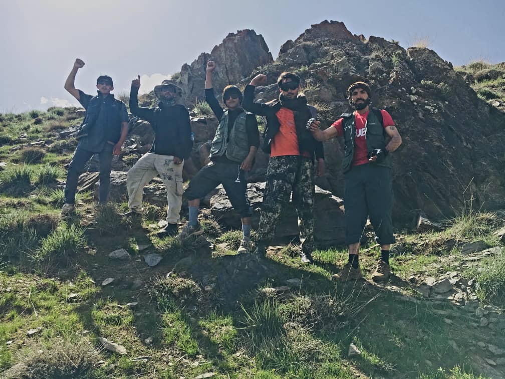Ghor mountaineers climb Siah Koh summit – Pajhwok Afghan News